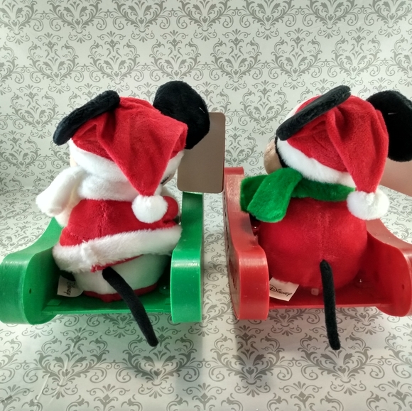 Disney | Holiday | Mickey And Minnie Mouse Sleigh Pals | Poshmark